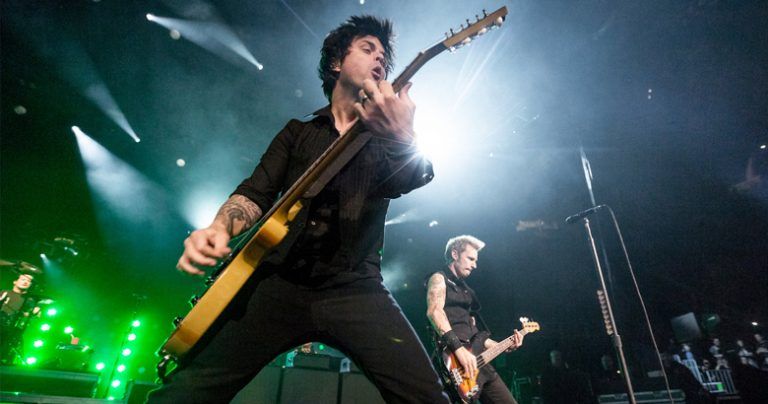 Green Day: Así fue su primer concierto de 2022, entre temas clásicos ...